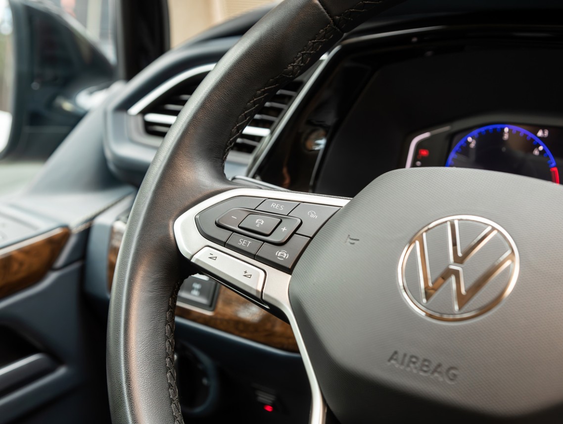 Advanced Volkswagen Diagnostics: Specialists Decode Issues
